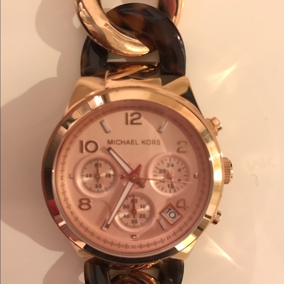 Michael Kors | Accessories | Michael Kors Runway Twist Chain Link Watch ...