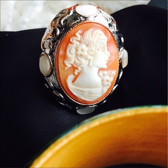 amadeo | Jewelry | Authentic Italian Hand Carved Cameo Ring Sz 65 ...