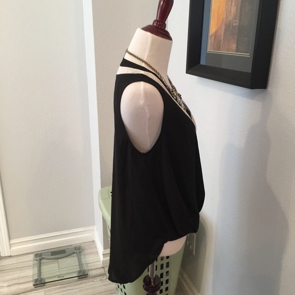 Lush | Tops | Nwot Lush Sleeveless Crossover Blouse | Poshmark