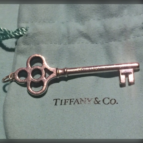 Tiffany & Co. | Jewelry | Authentic Tiffany Crown Key Pendant 925 Large ...