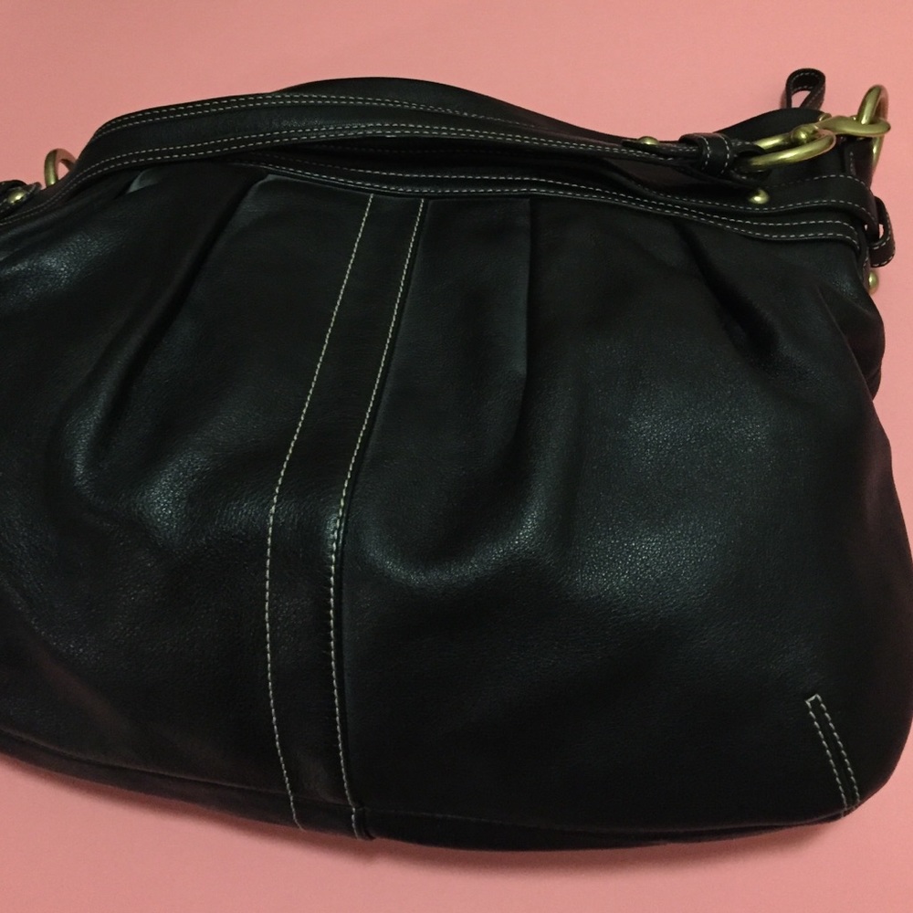 Coach Ergo Pleated Hobo Black Leather Shoulder Bag - Gem
