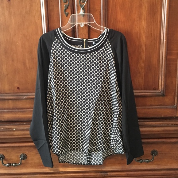 Closet | Tops | Dusty Diamond Blouse | Poshmark