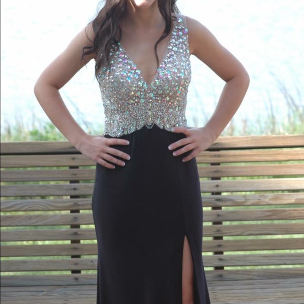 Gorgeous Black And Crystal Prom Dress - Gem
