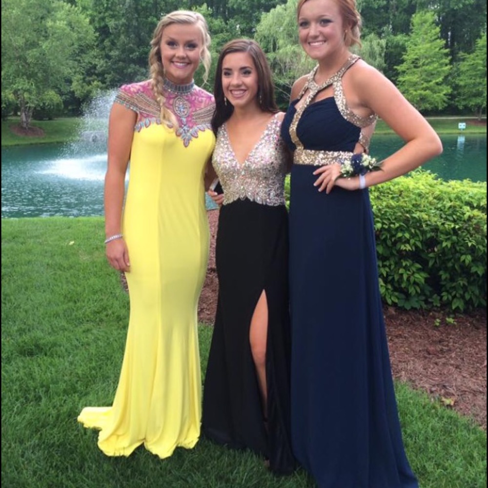 Gorgeous Black And Crystal Prom Dress - Gem