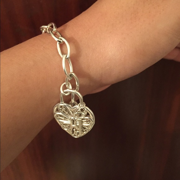 Tiffany & Co. | Jewelry | Tiffany Large Filigree 925 Key Bracelet 75 ...
