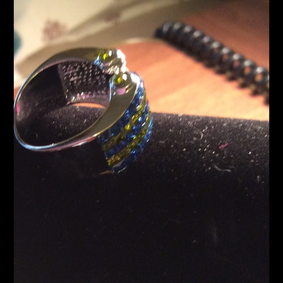 Jewelry | Very Pretty And Unusual Ss Ring | Poshmark