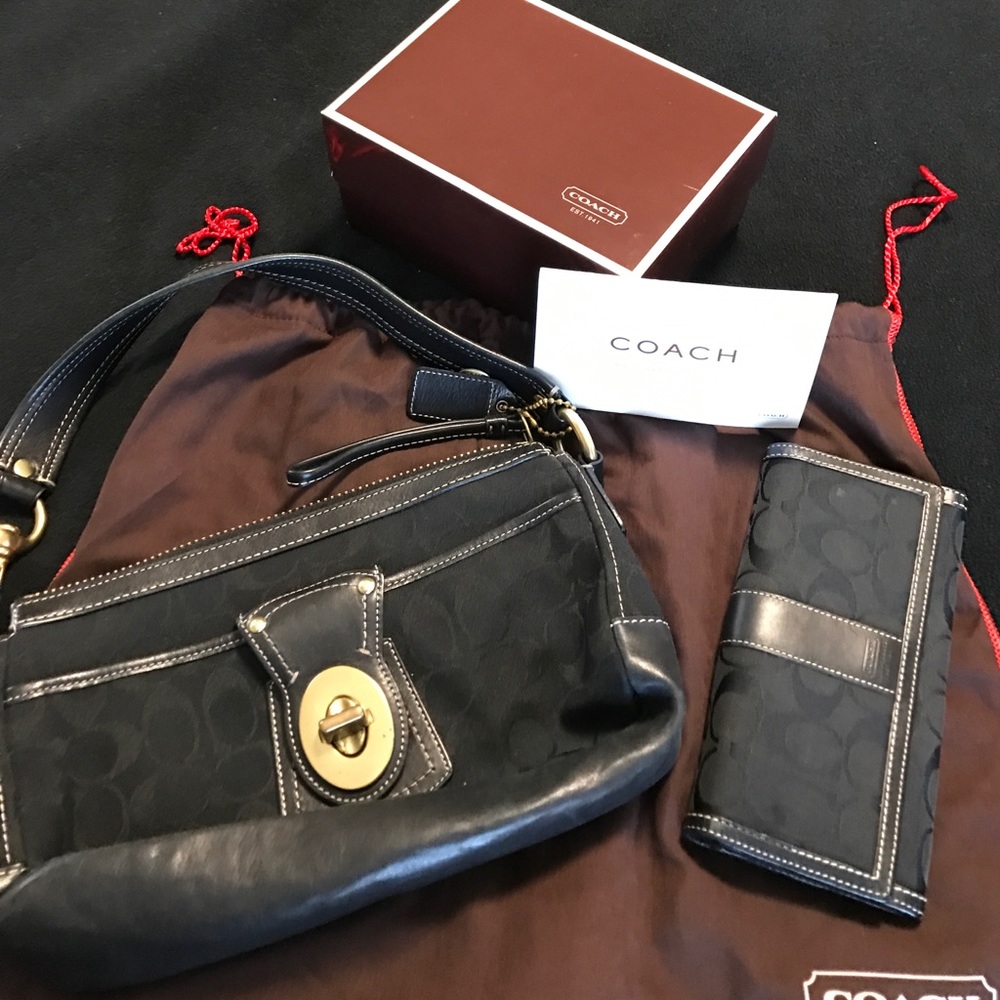 Coach Signature Bag With Matching Checkbook Wallet - Gem