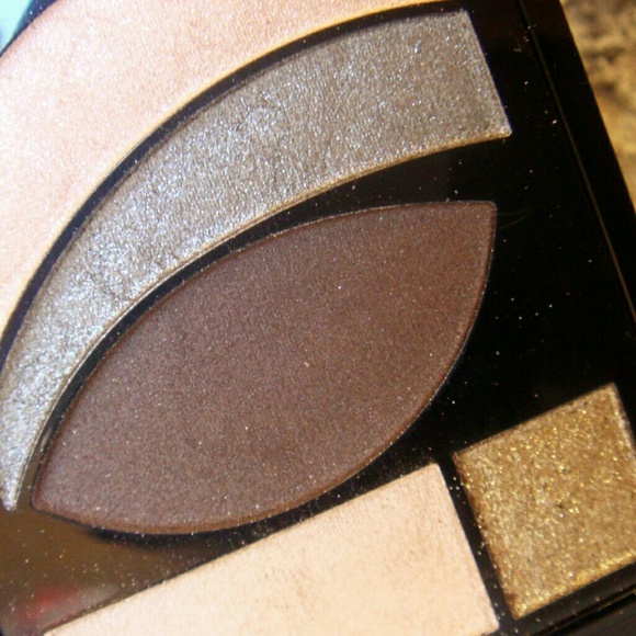 Revlon | Makeup | Revlon Photoready Eyeshadow | Poshmark