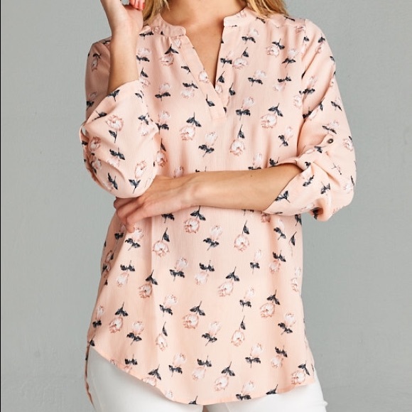 marigold & park | Tops | 34 Sleeve Flower Rose Print Top | Poshmark