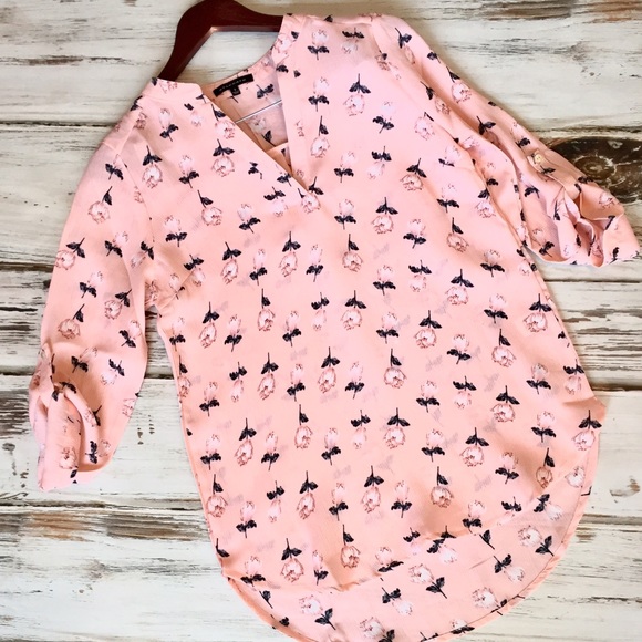 marigold & park | Tops | 34 Sleeve Flower Rose Print Top | Poshmark