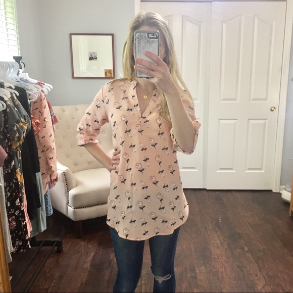 marigold & park | Tops | 34 Sleeve Flower Rose Print Top | Poshmark