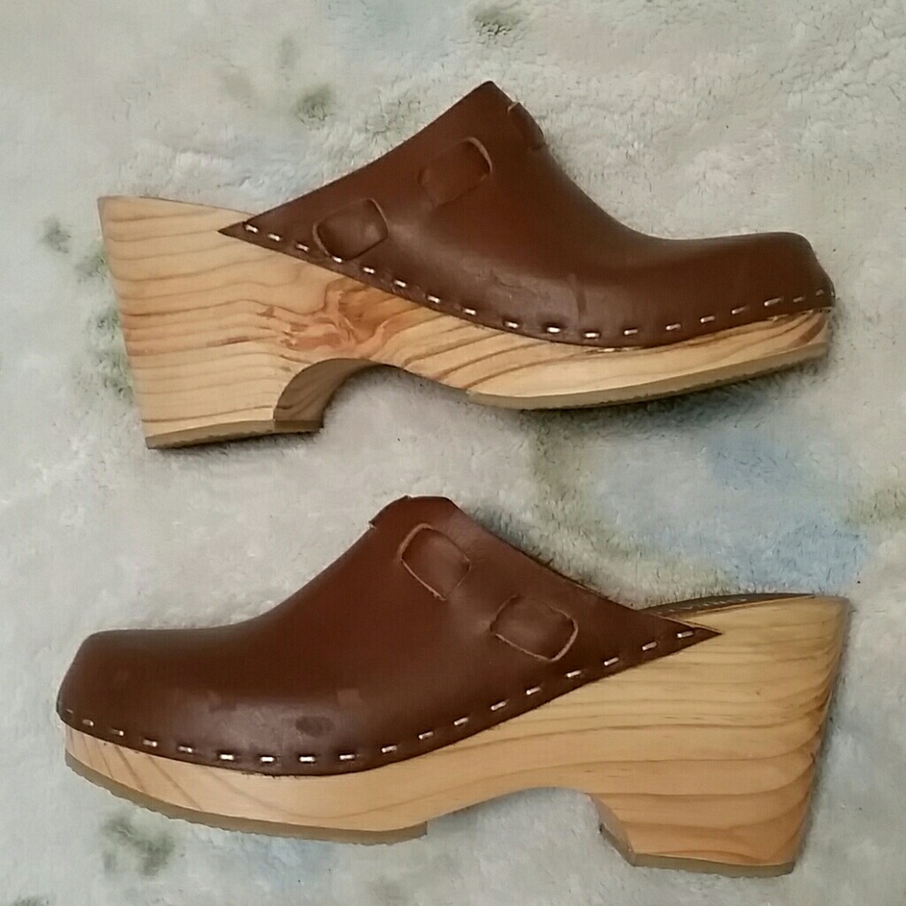 Closed Toe Clog Leather New! Wooden Clog - Gem