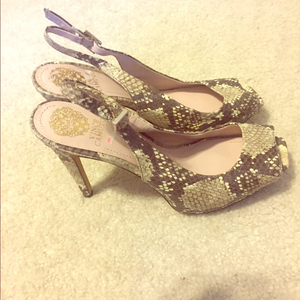 Brand New Gianni Bini Snake Skin Heels - Gem