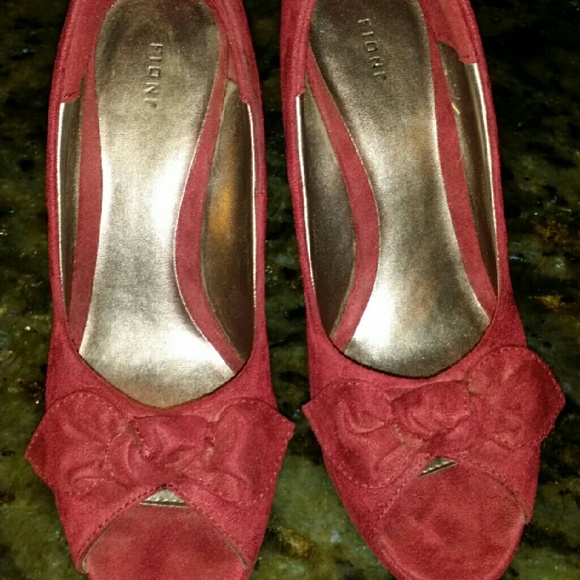 FIONI Clothing | Shoes | Fioni Burgandy Open Toe Wedges | Poshmark