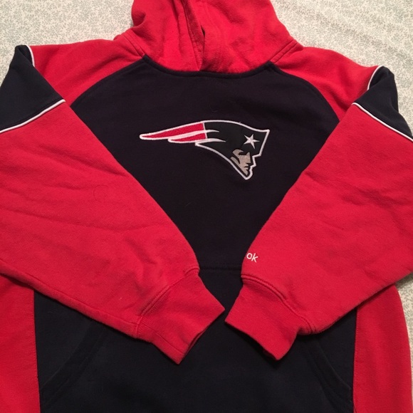 Reebok | Shirts & Tops | Euc Reebok Nfl Team Apparel Patriots Hoodie ...
