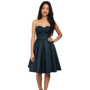 French Connection | Dresses | Like New Emerald Green Cocktail Dress ...
