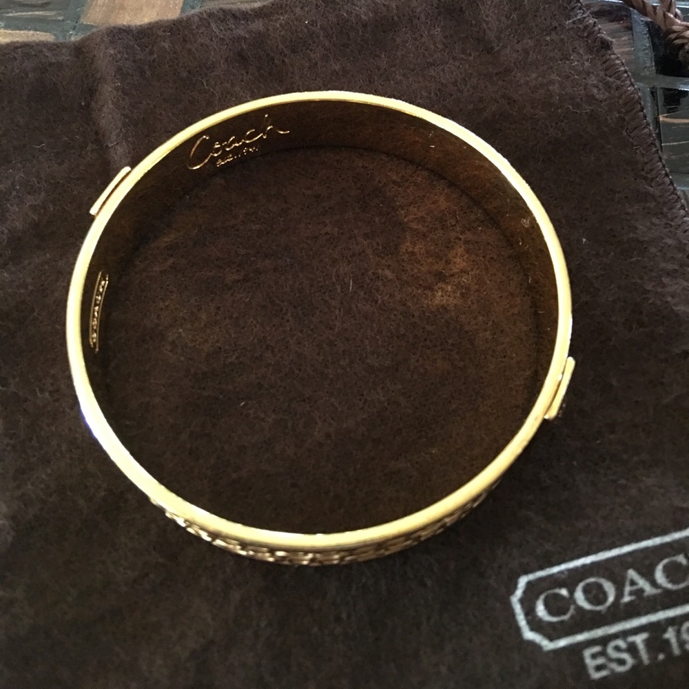 Beautiful Gold Coach Bangle - Gem