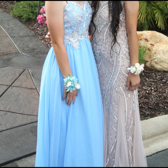 Izidress | Dresses | Promsenior Ball Dress | Poshmark