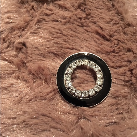 Jewelry | Vintage Circular Brooch | Poshmark