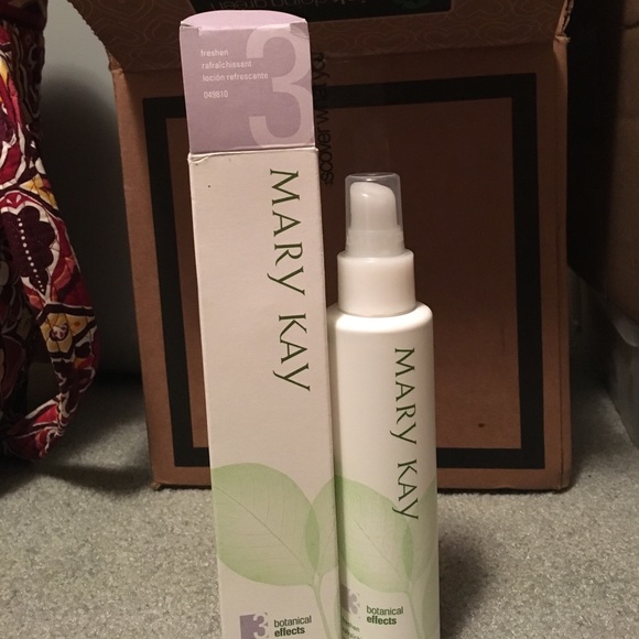 Mary Kay | Other | Mary Kay Botanical Effects 3 Freshen Oily Skin ...