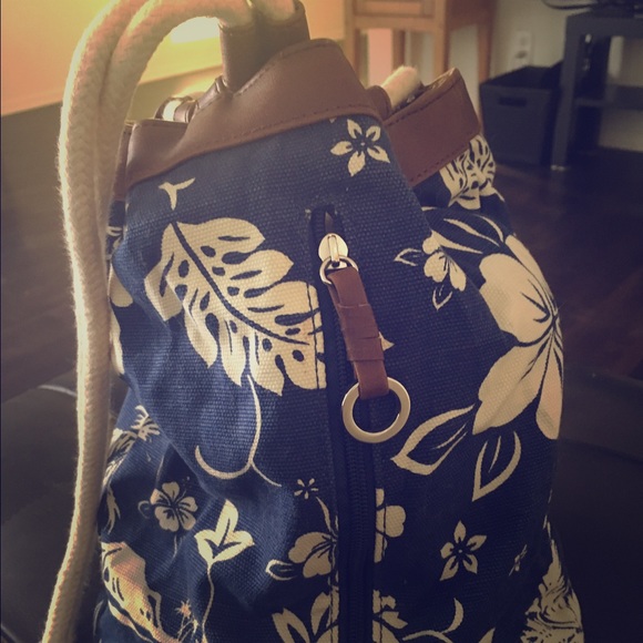 Bags | Canvas Beach Print Drawstring Bucket Bag | Poshmark