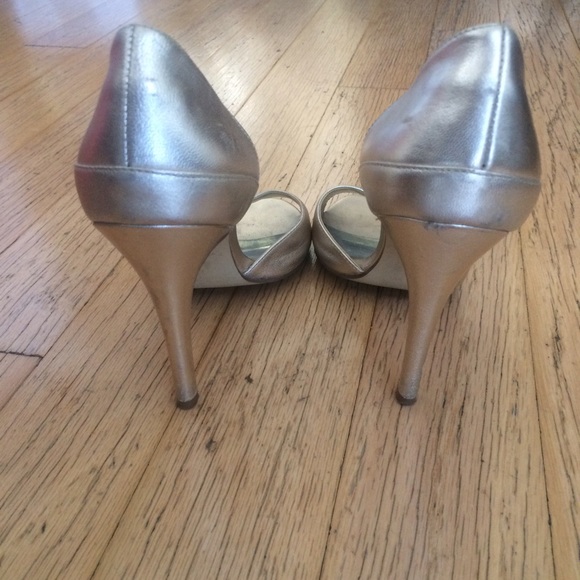 Guess by Marciano | Shoes | Guess By Marciano Rose Gold Metallic Dorsay ...