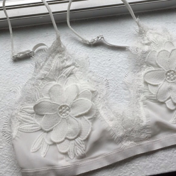 Tops | White Lace Flower Child Festival Bralette Nwt | Poshmark