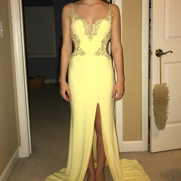 Dresses | Cream Yellow Prom Dress | Poshmark