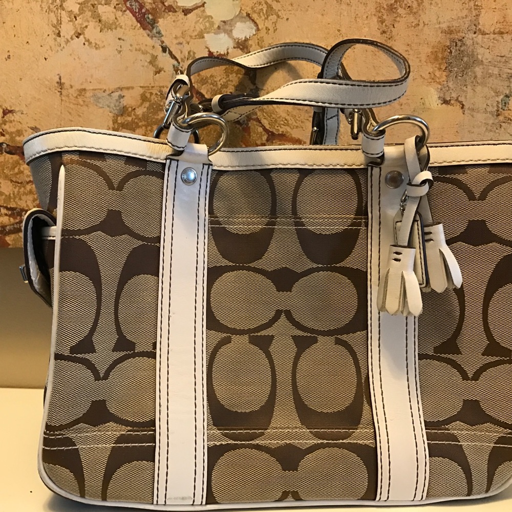 Authentic Coach Bag - Gem