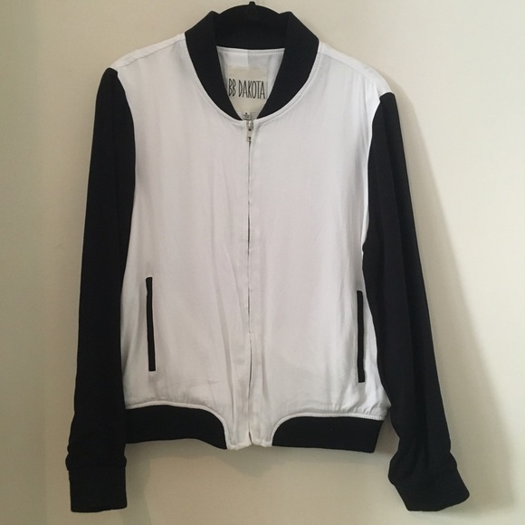 BB Dakota | Jackets & Coats | Nwt Bb Dakota Jeanie Black White Bomber ...