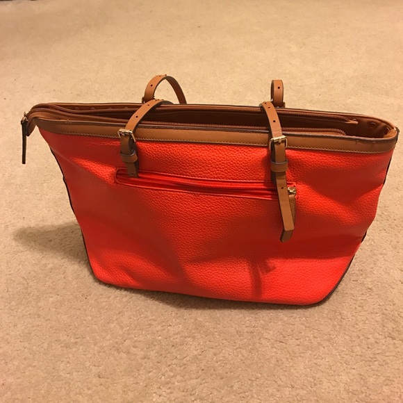 Bags | Sr2 Pocketbook Sondra Roberts | Poshmark