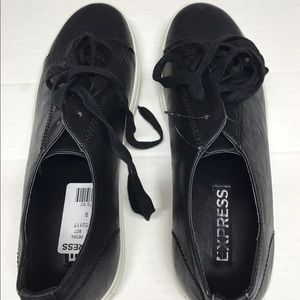 Express | Shoes | Express Mens Black Faux Leather Fashion Shoe Sz 9 ...