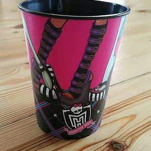 monster high | Accessories | Monster High Plastic Cup 6 Oz New | Poshmark