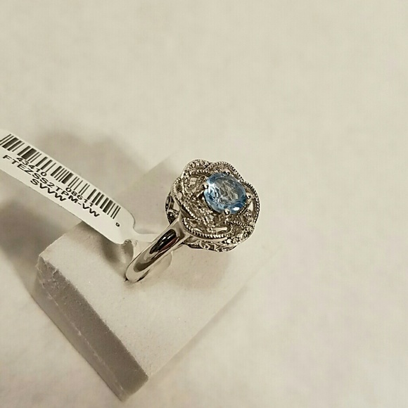 Simply Vera Vera Wang | Jewelry | Simply Vera Vera Wang Blue Topaz Ring ...