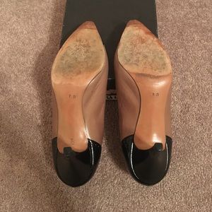 Erile's | Shoes | Vintage 96s Wing Tip Heels In Tan And Black | Poshmark