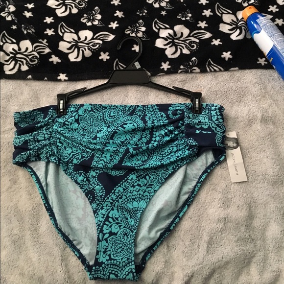 Jaclyn Smith | Swim | Nwt Jaclyn Smith Paisley Print Plus Swim Bottoms ...