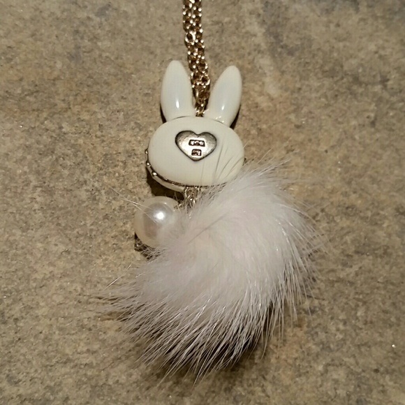 Anna Sui | Jewelry | Anna Sui White Fluffy Bunny Rabbit Fur Necklace ...