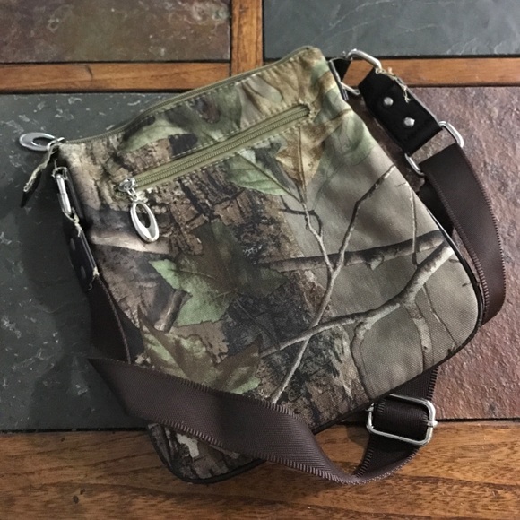 Bags | Realtree Camo Purse | Poshmark