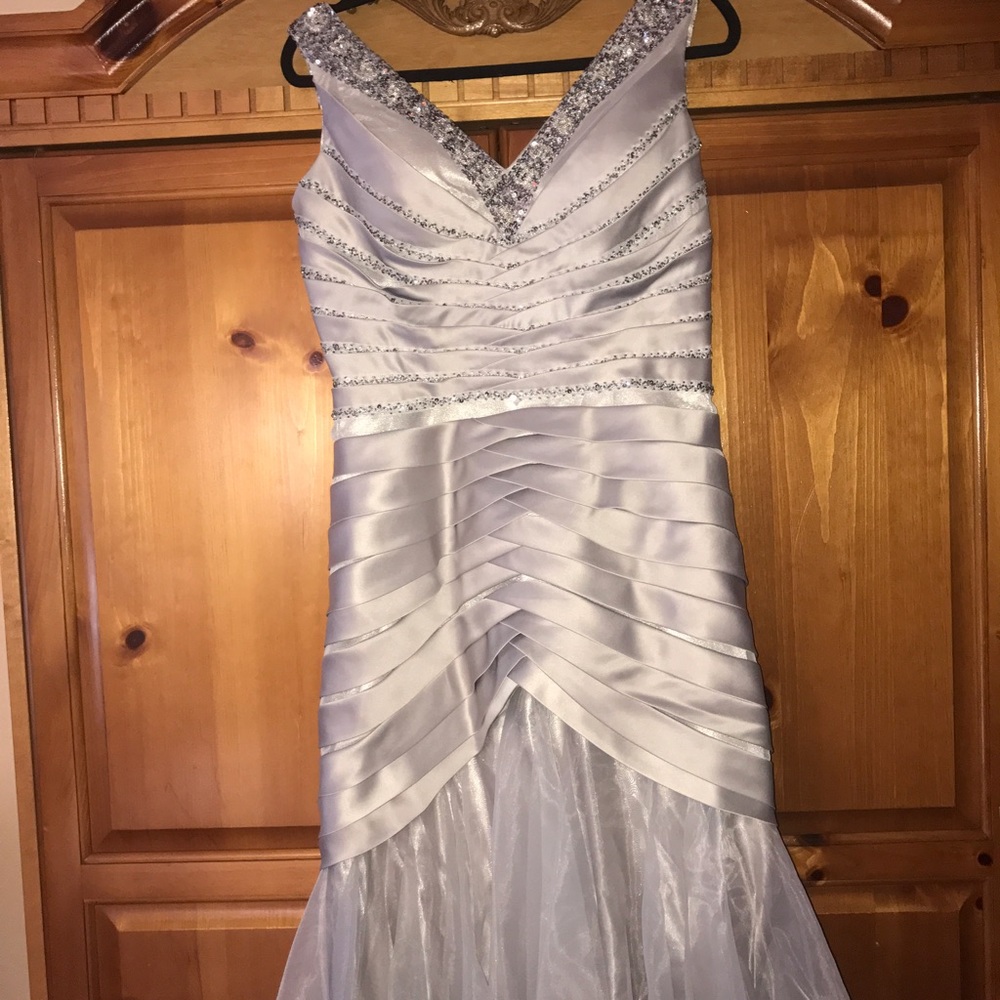 Mermaid Silver Dress - Gem