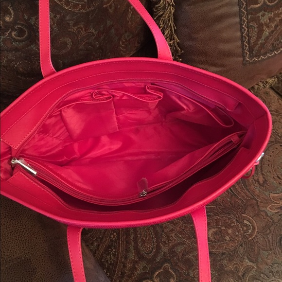 Joy Mangano | Bags | Joy Mangano Red Tufftech Zipper Tote Handbag Purse ...