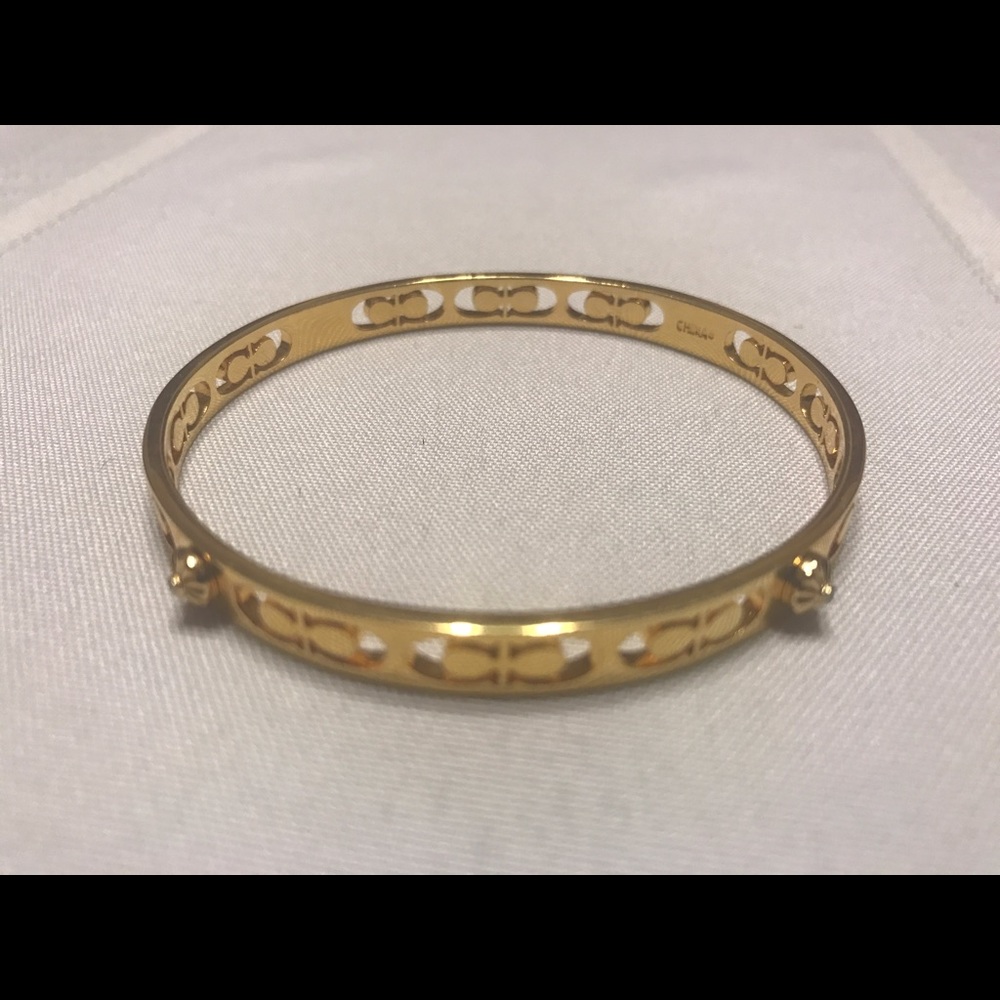 Coach Daisy Rivet Pierced Kissing- Women - Gem