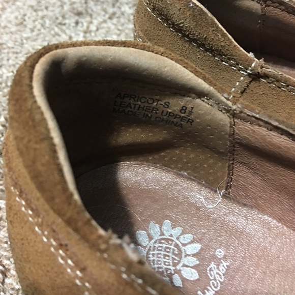 Yellow Box | Shoes | Yellow Box Tan Loafers Size 8 2 | Poshmark