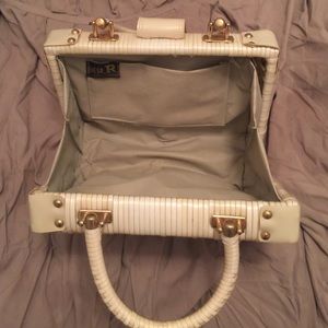 MR R | Bags | Vintage Cute Purse Its Very Unique Cream Color | Poshmark