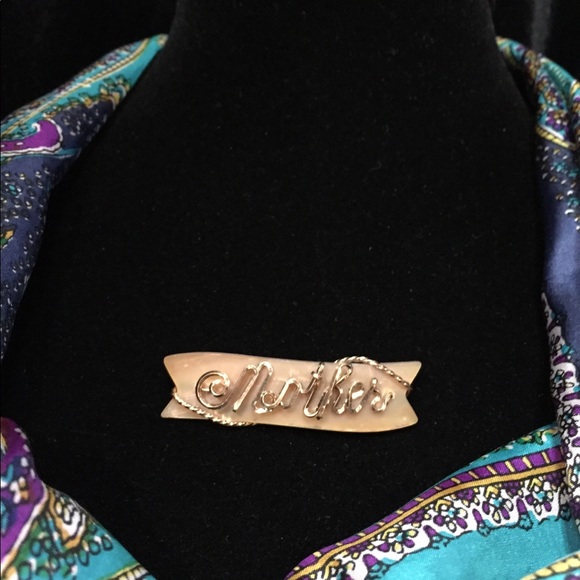 Vintage | Jewelry | Vintage Gold Wire Script Name Pin | Poshmark