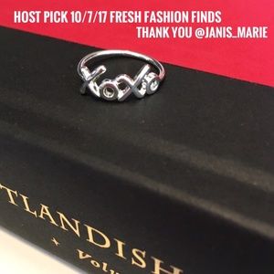 Twilight Gypsy Collective | Jewelry | Hp Dainty And Darling Xoxo Ring ...