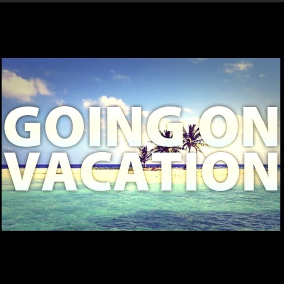 amp especial | Accessories | Going On Vaca With Fianc | Poshmark