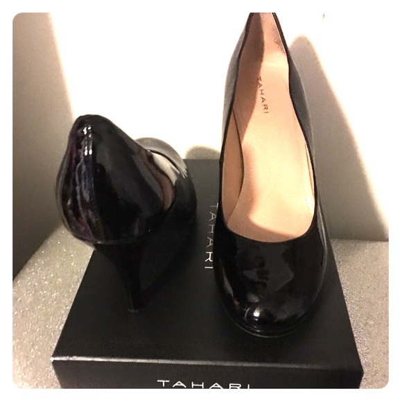 Tahari | Shoes | Tahari Black Patent Leather Pumps | Poshmark
