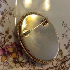 Jewelry | Cameo Brooch Pin Gold Tone Border | Poshmark
