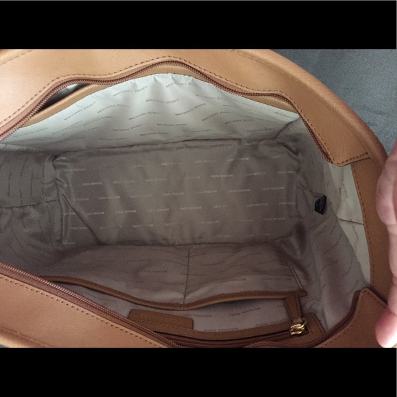 Michael Kors | Bags | Nwt Michael Kors Jet Set Travel Handbag In Acorn ...