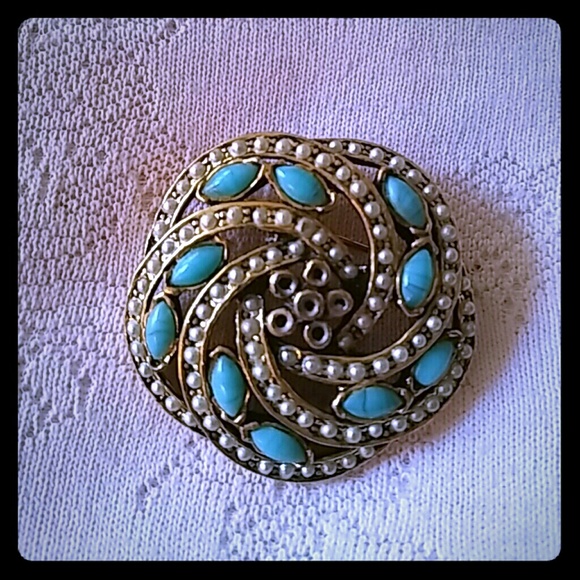 Jewelry | Vintage Swirl Brooch | Poshmark